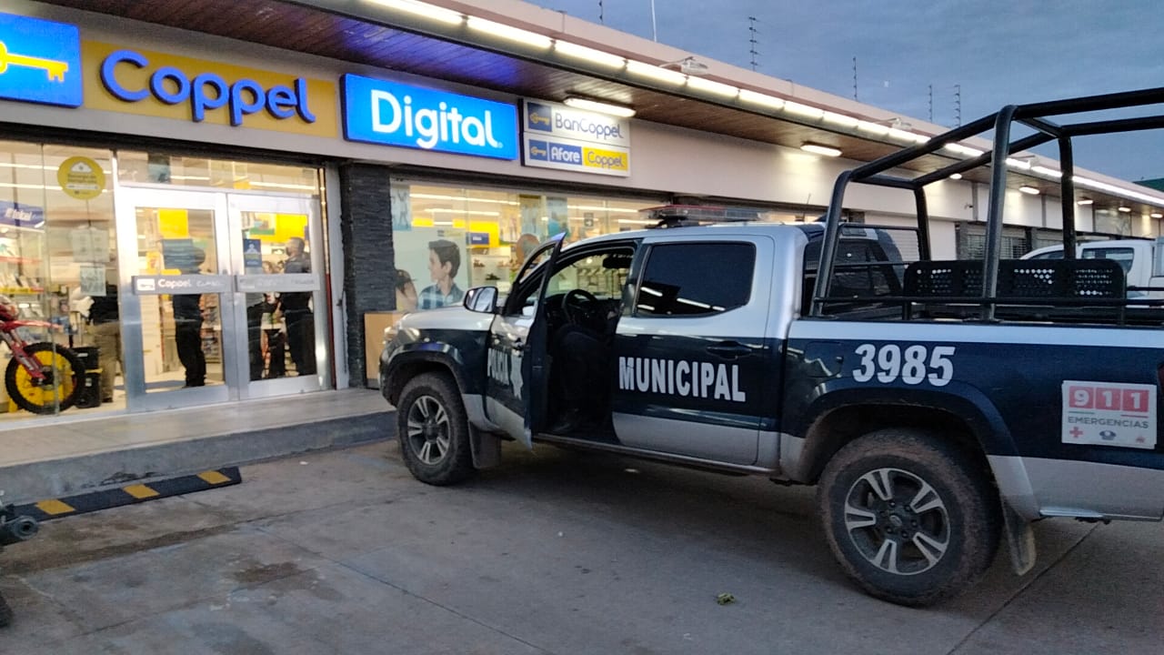 Reportan hallazgo de un feto en los baños de la Coppel de Aguaruto ...