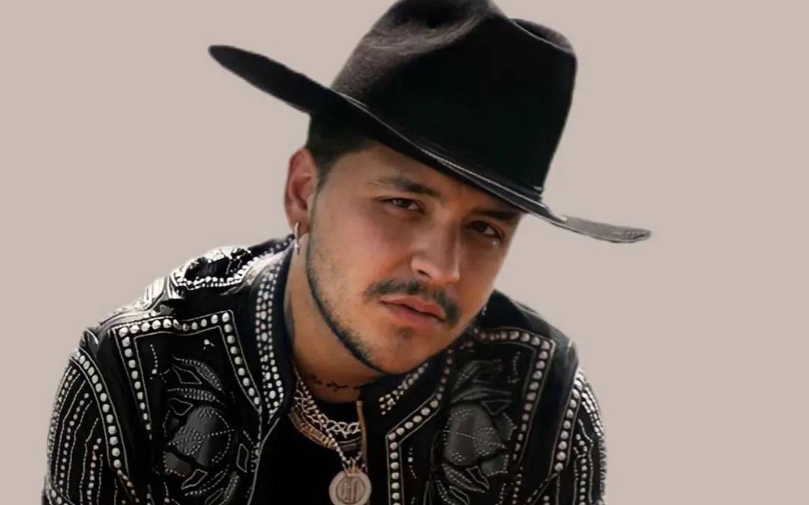 Ahora en lila… Este es el nuevo look de Christian Nodal – Cafe Negro Portal