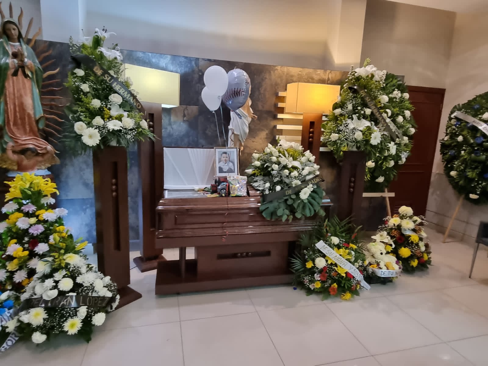 Jared, el niño feliz que fue apagado por una bala perdida; velan sus ...