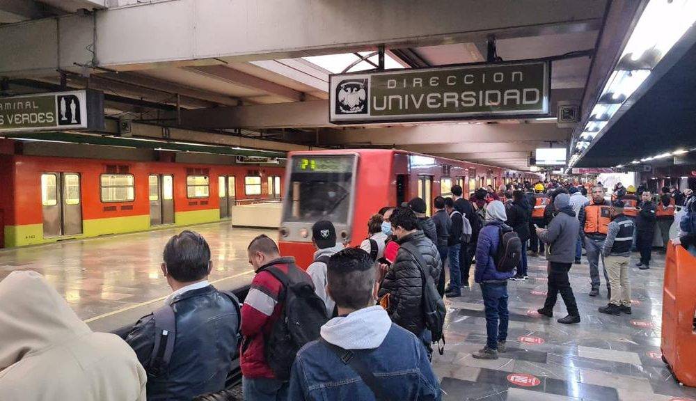 ¡Otra vez el Metro! Ahora se registra conato de incendio en la Línea 7 ...