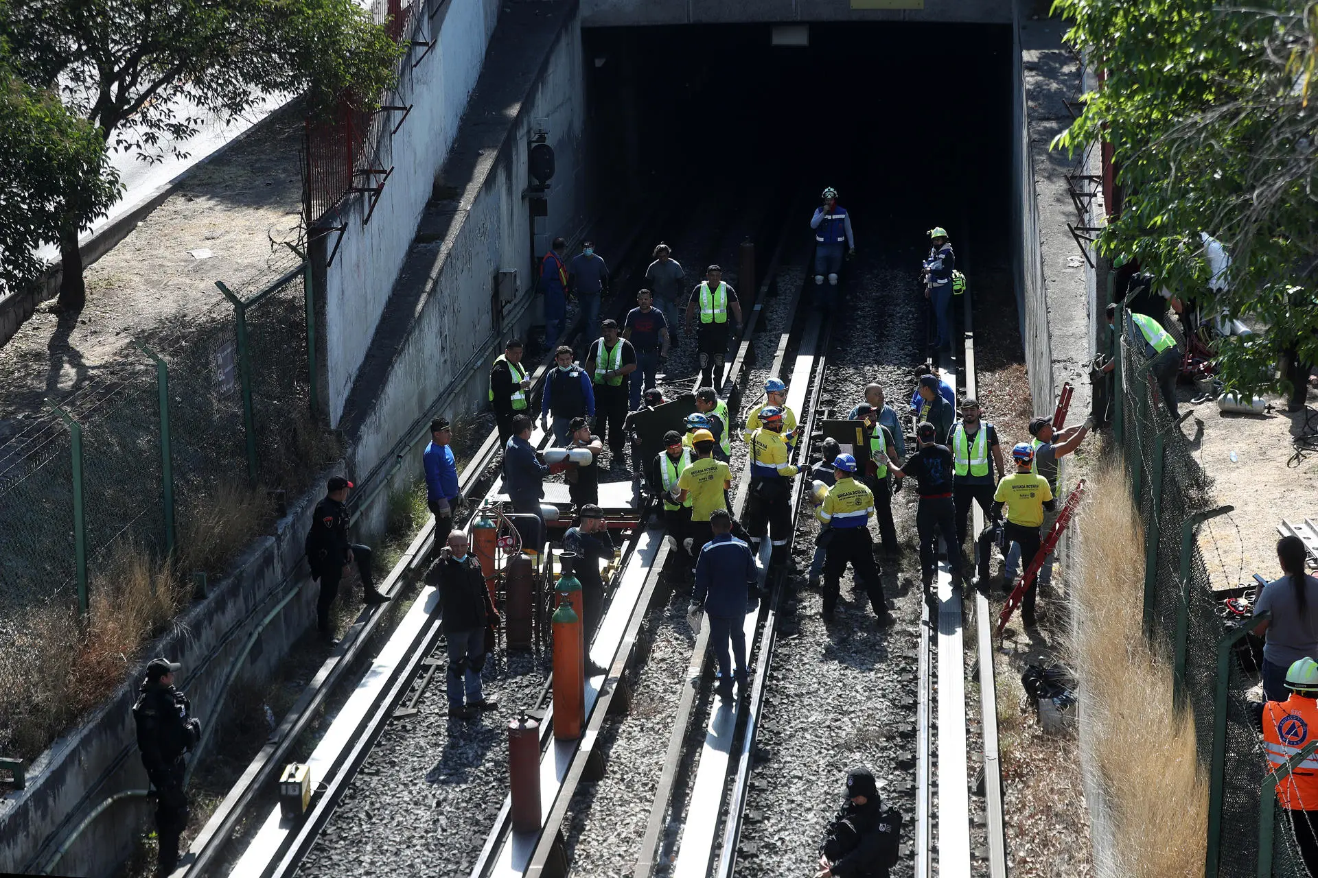 Caja negra del tren que chocó en Línea 3 del Metro fue hurtada y ...